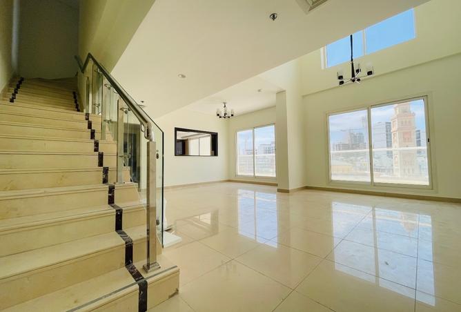 Rent in Royal JVC Building: Beautiful 2BHK | Duplex | Ready to Move ...
