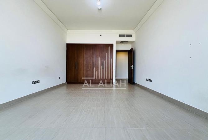 Rent in Corniche Tower: Spacious 3 Bedroom + Maid | Parking | Sea View ...