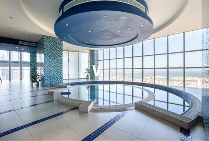 Rent in Sama Tower: Great Layout| Close to Metro and One Central | 4 ...