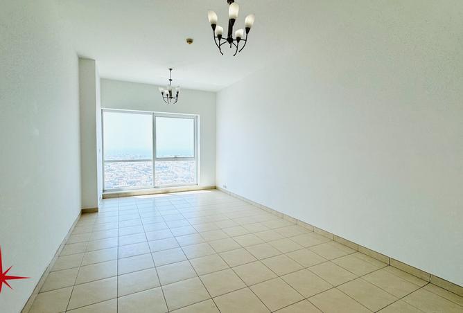 Rent in Latifa Tower: 3BR Apartment | Exclusive Unit | 1 Month Free ...