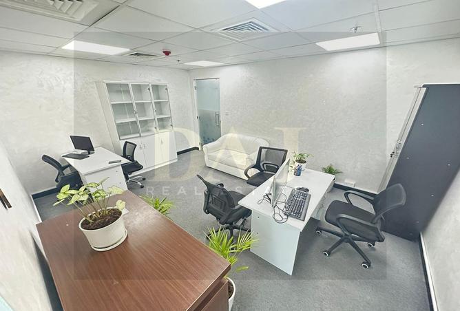Rent in Al Rostamani Building: Stylish Office Space for rent|direct ...