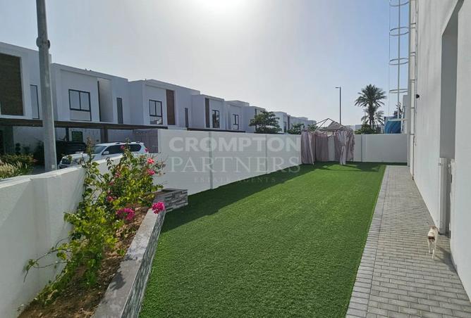 Sale in Al Ghadeer 2: Landscaped | Fully Maintained | With Refund ...