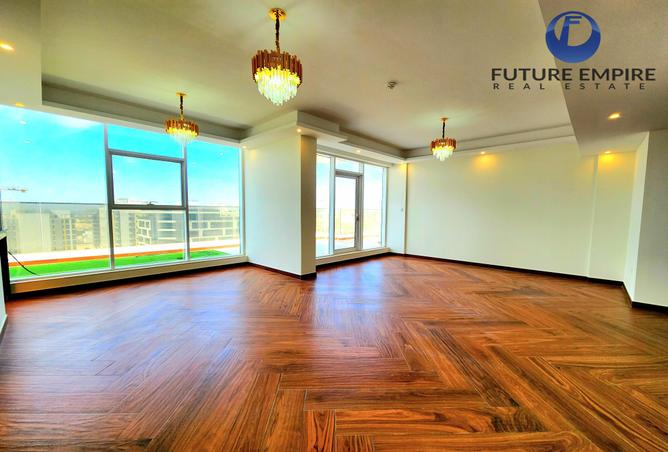 Rent in Jumeirah Garden City: Round Shape PentHouse | Burj view ...