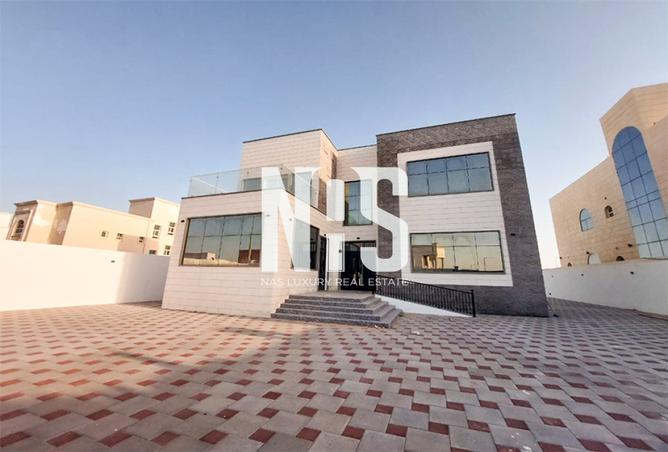 Rent in Madinat Al Riyad: Villa with Panoramic Elevator in Riyadh City ...
