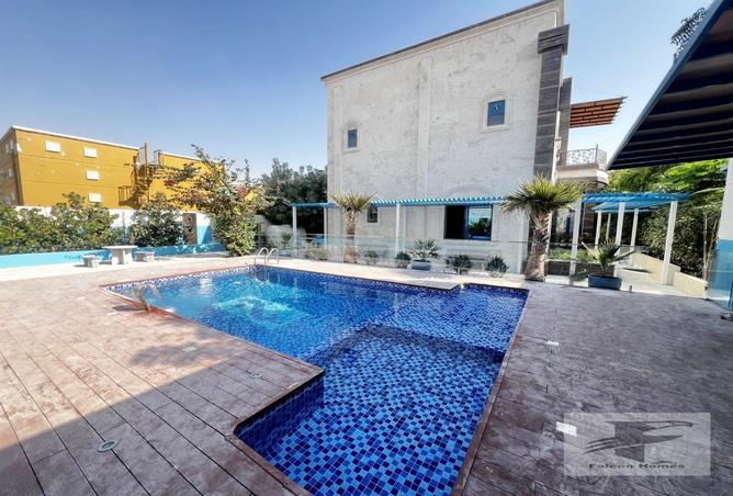 Rent in Al Warqa'a 4: Big Plot | 8 BR Spacious Villa | Garden | Pool ...