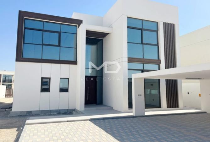 Sale in Seef Al Jubail: Corner 3BR Villa | Move In Ready | Facing the ...