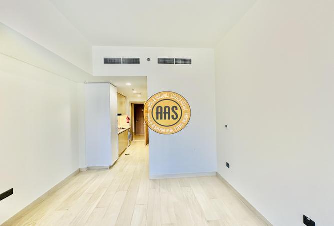 Rent in Azizi Riviera 33: Pool view • chiller free • brand new • hot ...