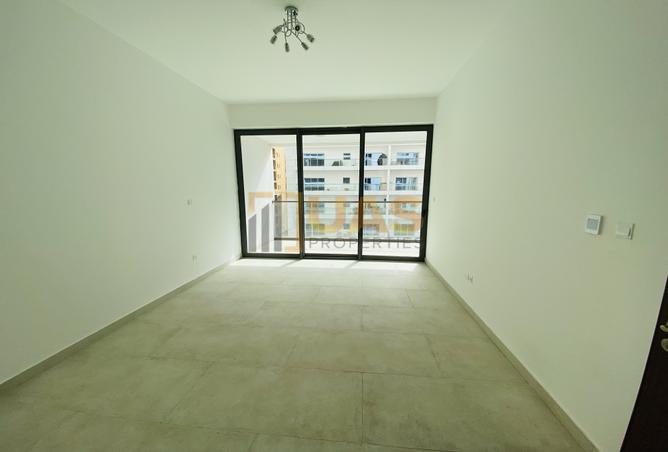 Rent in SBO Tower: New Year offer | Huge Apartment | Next to Metro ...