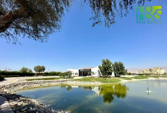 Rent in Yasmin Tower: Amazing WADI View Quiet Community Yasmine Village ...