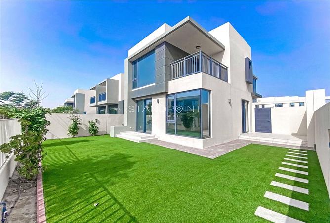 Rent in Maple 2: Large Green Belt | Vacant | Type 2E Corner | Property ...