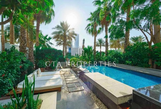 البيع في فايف نخلة جميرا: Luxury | Private Pool and Garden | Beachfront ...