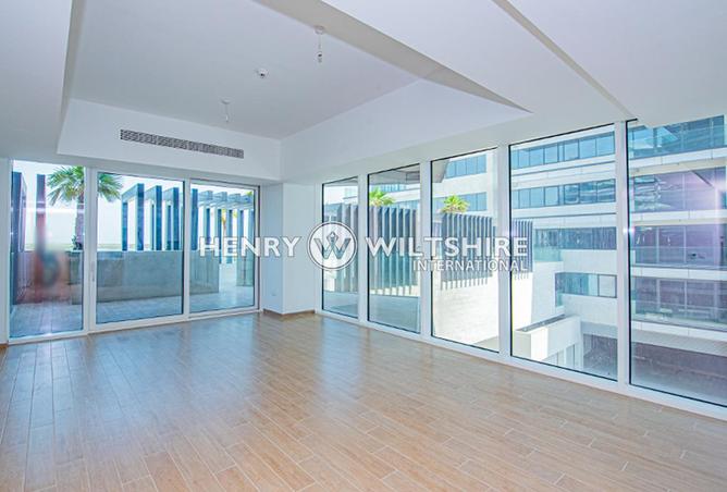 Rent in Mayan 2: Podium apartment. Partial sea and golf views ...