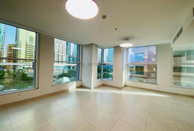 Rent in DXB Tower: Sheikh Zayed Road | Ready to Move Studio | Near To ...