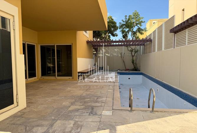 Rent in Al Raha Gardens: Luxurious 4BR Villa Private Pool Inside ...