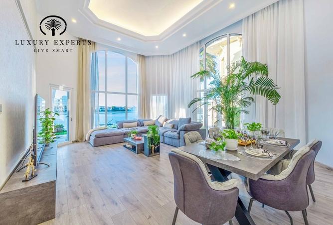 Rent in Garden Homes Frond D: Furnished 5BR Villa I Renovated I Private ...