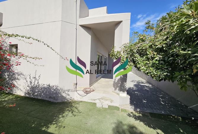 Rent in Al Safa 1 Villas: Private Pool | Single Storey Villa | Main ...