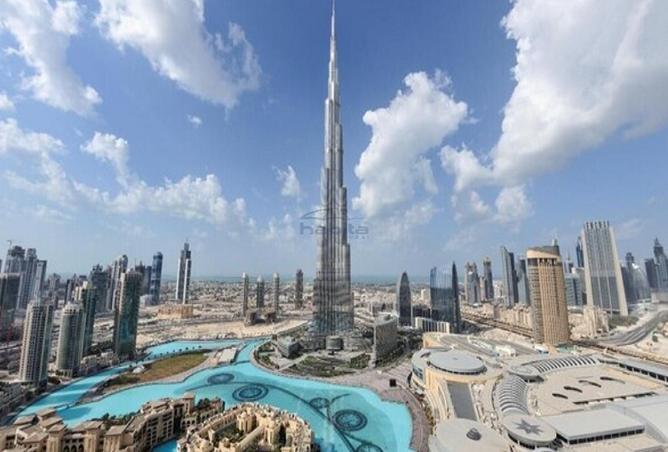 Rent in Burj Khalifa Area: Luxury 1BR | Burj View | Dunya Tower - 5 min ...