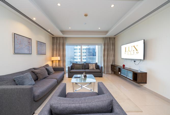 Rent in Bonnington Tower: Spacious 3-Bed Retreat in JLT with Stunning ...