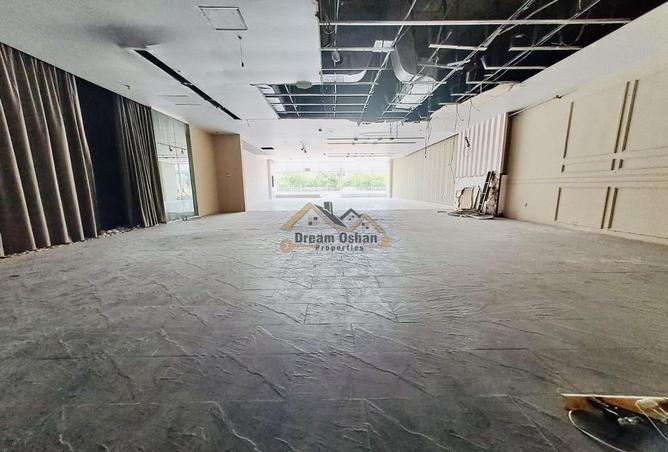 Rent in Oud Metha: Brand-New/ Shop Shell and Core- Near Wafi Mall ...