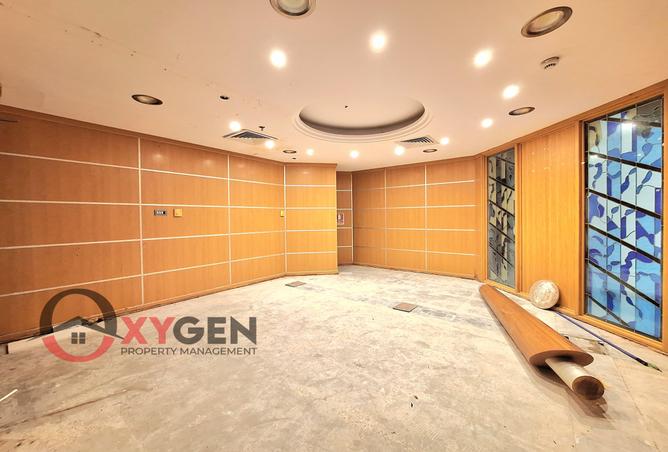 Rent in Al Ghaith Tower: HOT OFFER| HALF FLOOR | AMENITIES | SEMI ...