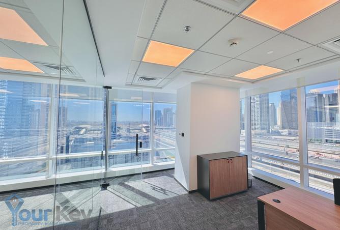 Office Space for Rent in Reef Tower: Completely furnished |All ...