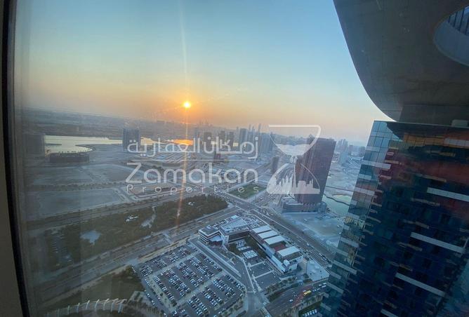 Sale in The Gate Tower 3: ⏳High Floor ⏳Captivating Sea View⏳Spacious ...