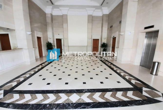 للايجار في برج الرماح: Full Floor| Shell And Core| 4 Payments ...