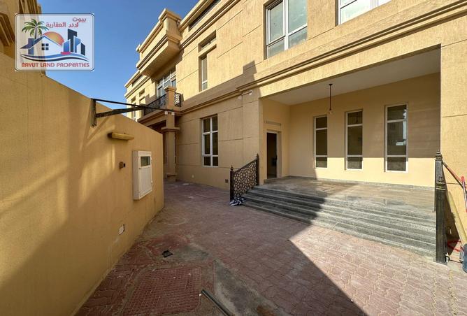 Rent in Al Nouf 4: Luxury Villa for Rent in Al Nuf with Modern ...