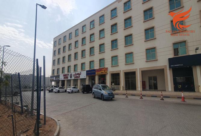 للايجار في مجمع التكنولوجيا: غرفة جاهز لـ 3 موظفين قريب الجزيرة الحمرا ...