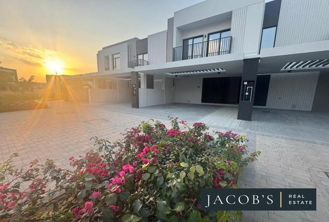 Rent in Greenviews 2: Single Row | Chiller Free | Brand New | Property ...