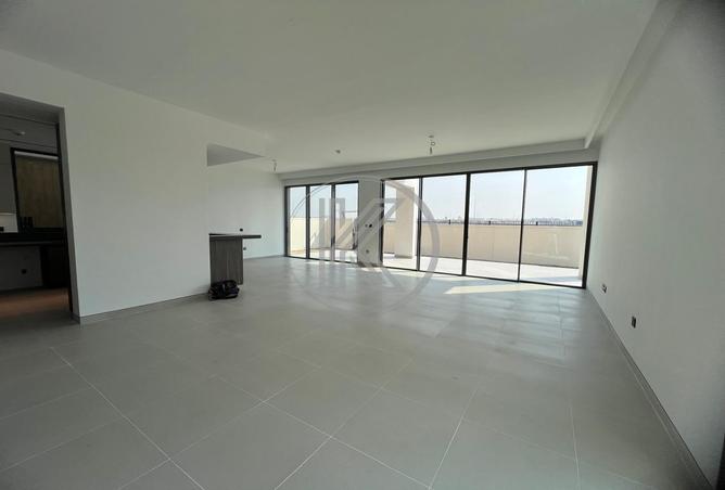 Rent in Harmony 2: Overlooking the Park | Private Garden | Large Plot ...