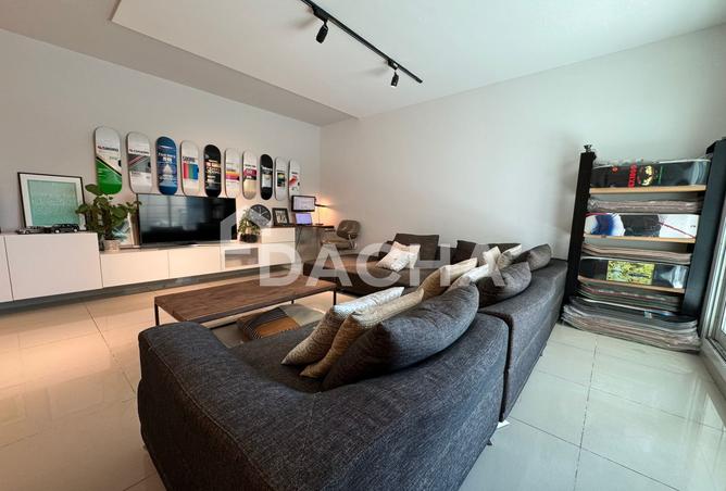 Sale in Green Park: Upgraded | Fully Furnished | Spacious Layout ...