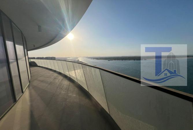 Rent in Al Sail Tower: Stunning 2-Bedroom Apartment with Full Sea View ...