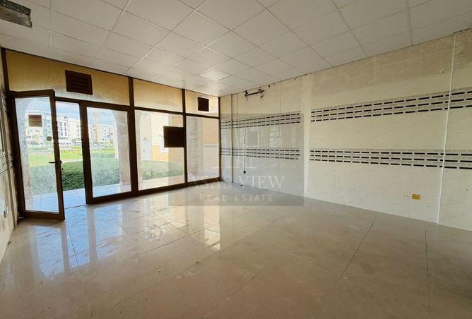 Rent in Building T01: Ready to move shop for rent | Good Location ...