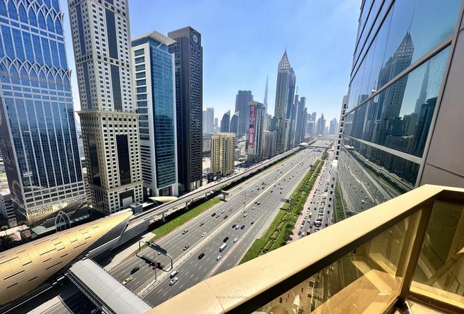 Rent in Al Manal Tower: Chiller free | Upgraded 3BR+Maid | SZR View ...