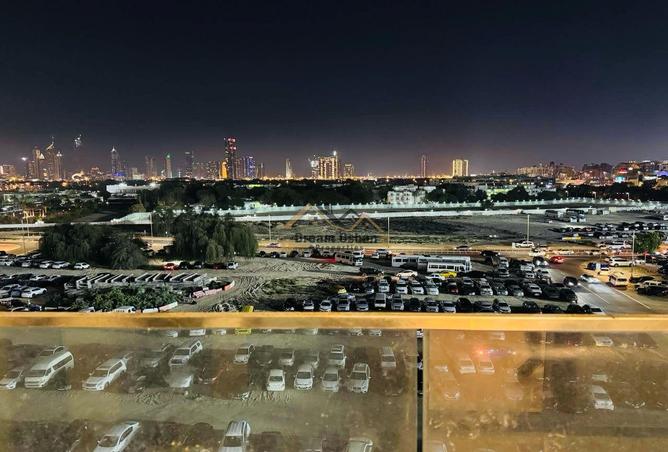 Rent in Azurite Tower: Basketball Court / Skyline View / For Family ...