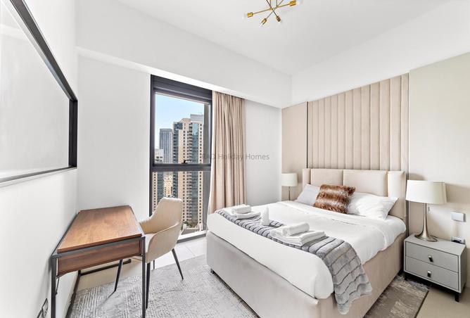 Rent in Act Towers: Luxury 2 Bedroom Apartment - Next to Dubai Opera ...