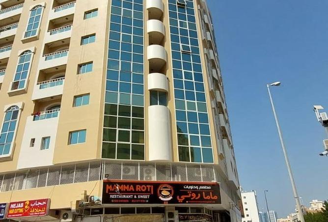 Rent in Al Rumailah building: Two rooms and a hall in Rumaila closetoth ...