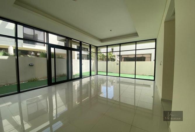 Rent in Rochester: 3BR+Maids | THM Layout | Landscape | Property Finder