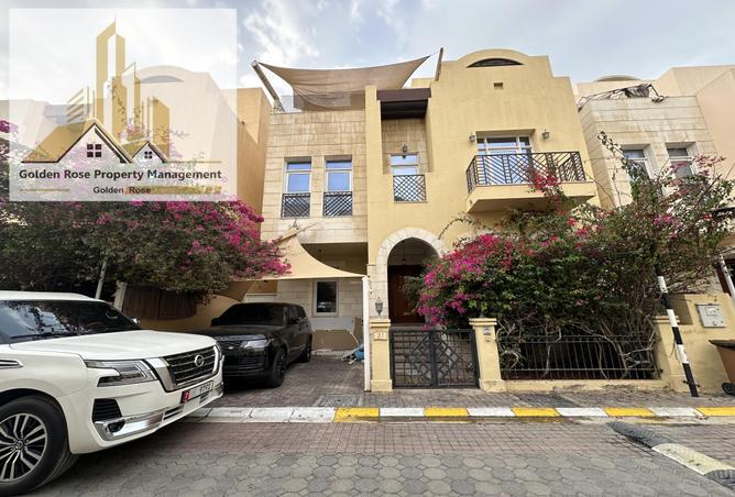 للايجار في حدائق القرم: AL QURM GARDEN Compound-5BR Modern Finishing ...