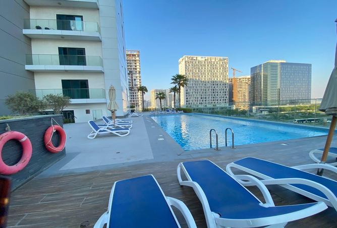 Rent in SOL Bay: Spacious Furnished Studio | Vacant | High Floor ...