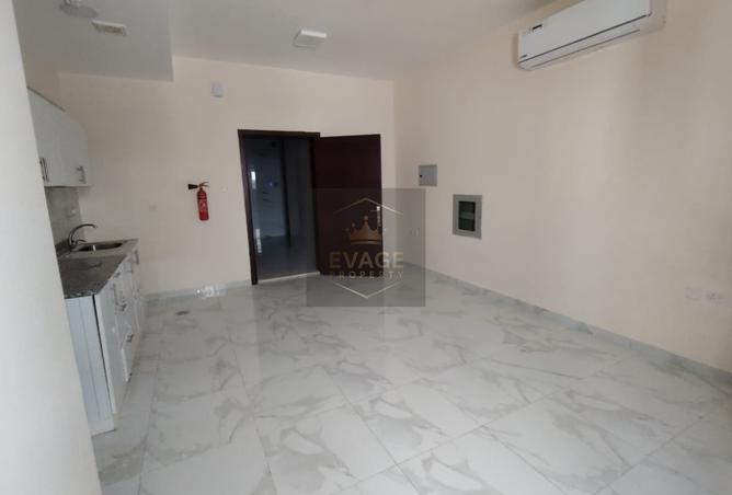Rent in Al Jurf 2: Studio Apartment for Rent in Al Jurf 2 | Property Finder