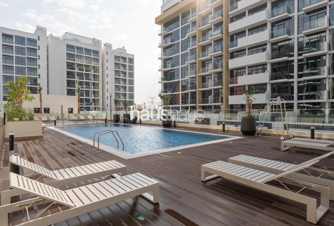 Rent in AZIZI Riviera 35: Great Amenities | Contemporary Studio ...