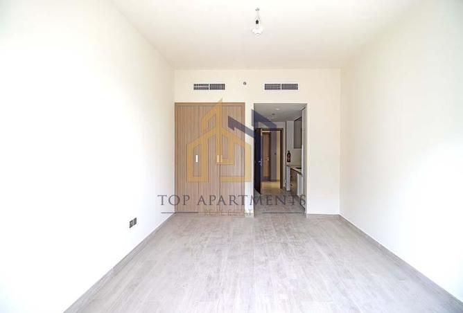 Sale in AZIZI Riviera 8: Great Deal | 7% ROI | Lagoon View |Well ...