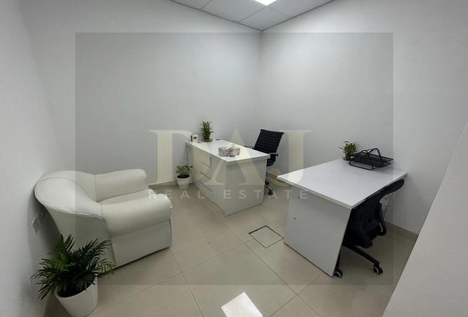 Rent in Al Rostamani Building: Find Perfect Office Space | Rent with No ...