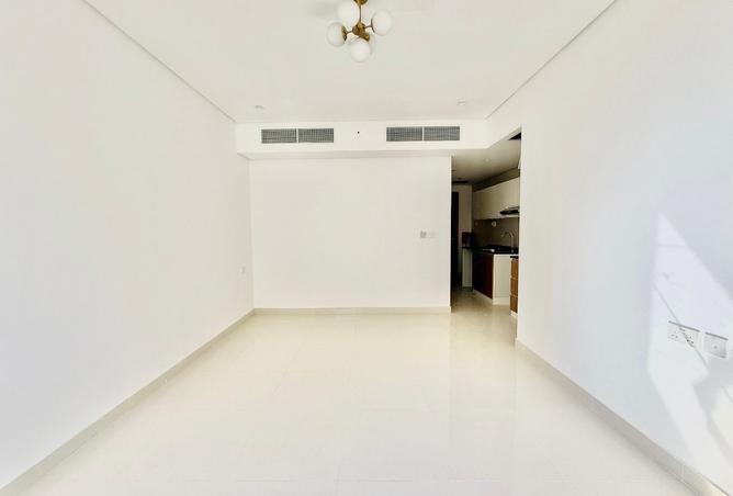Rent in Sarab 2: BRAND NEW BUILDING SPECIOUS 1 ONLY FAMILY 1ST SHIF ...