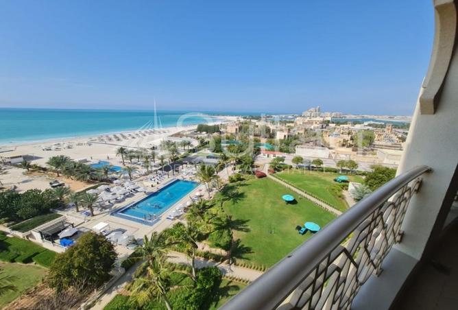 Sale in Al Hamra Palace Beach Resort: High Floor Studio Beach/Gym ...