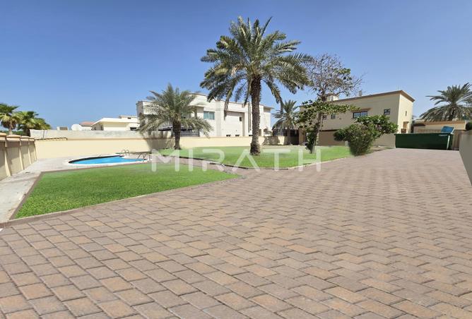 Rent in Al Safa 1 Villas: Well Maintained | Fully Renovated | Private ...