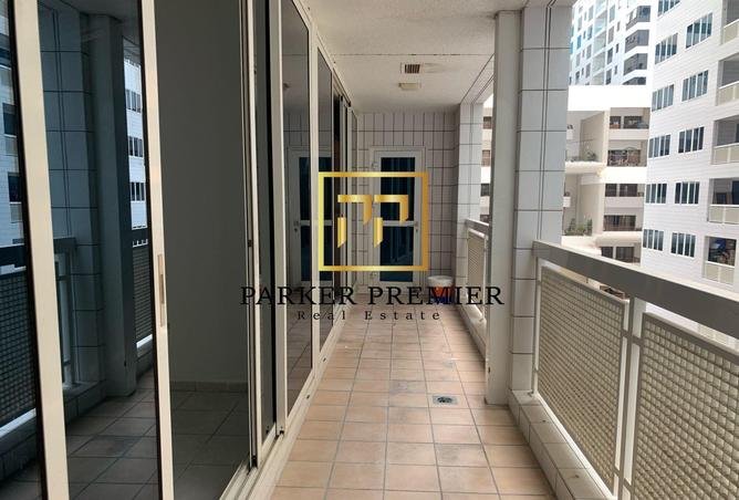 Rent in Corniche Tower: Elegant 3BHK Apt with Balcony | Prime Corniche ...