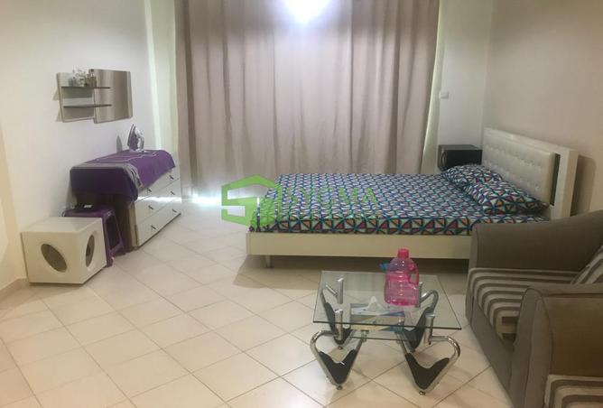 Sale in Lago Vista A: Lake View | No Parking | Legal Notice Served ...